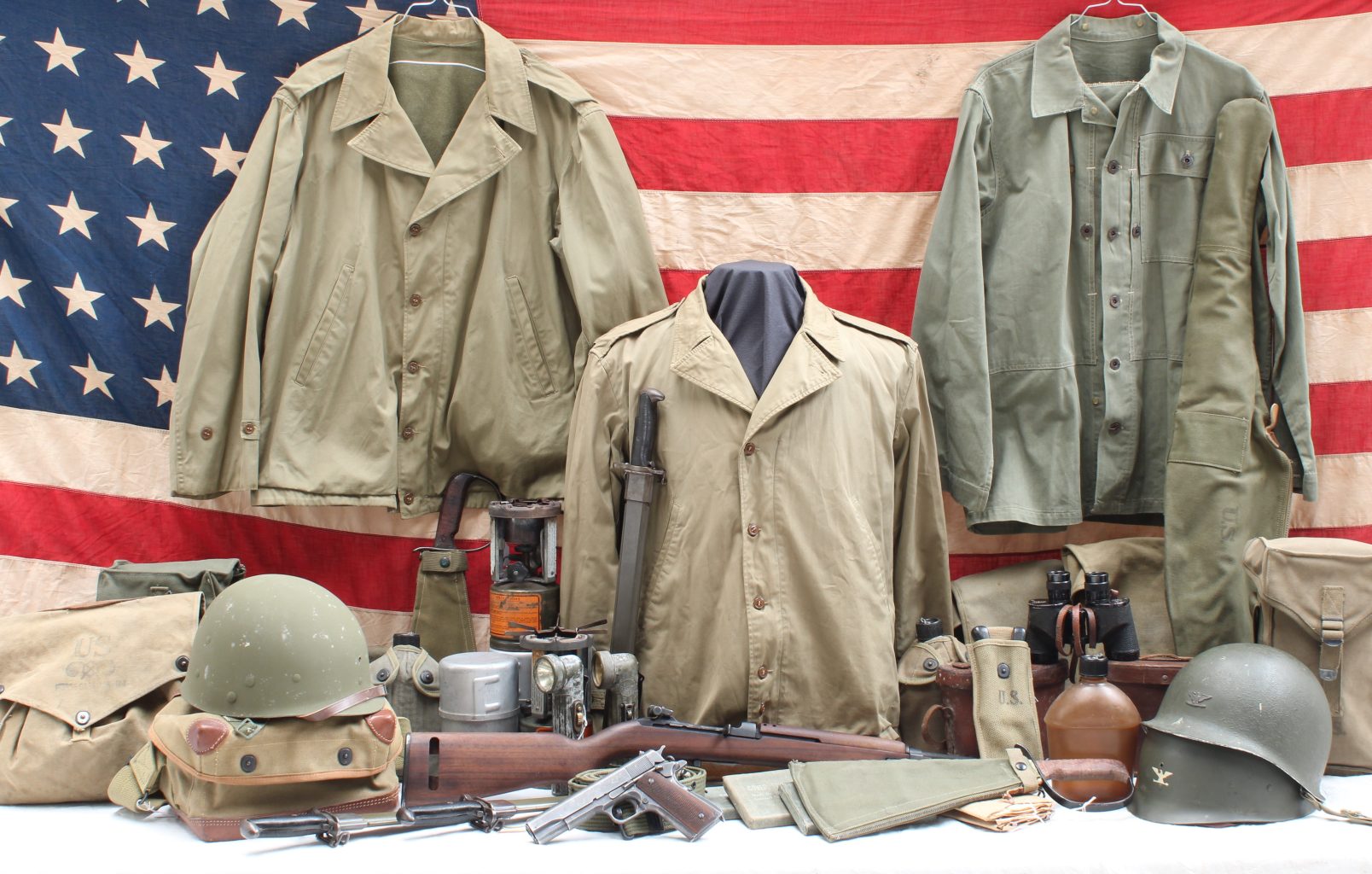 Equipements, accessoires de l’Us Army - Military Classic Auction Online