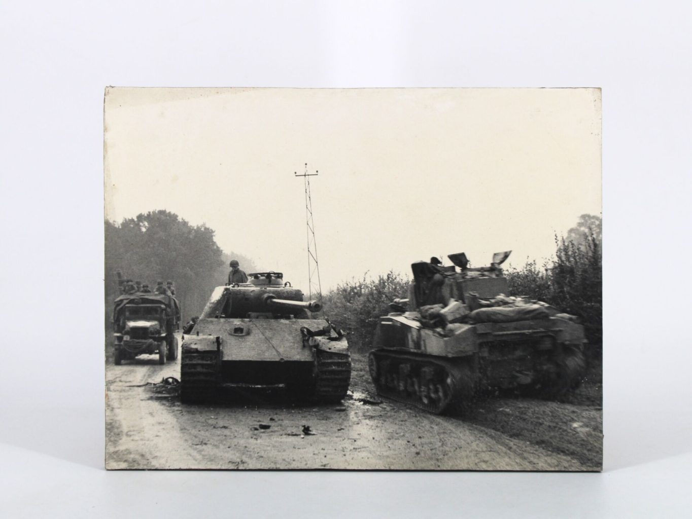 Char Panther abandonné - Military Classic Auction Online